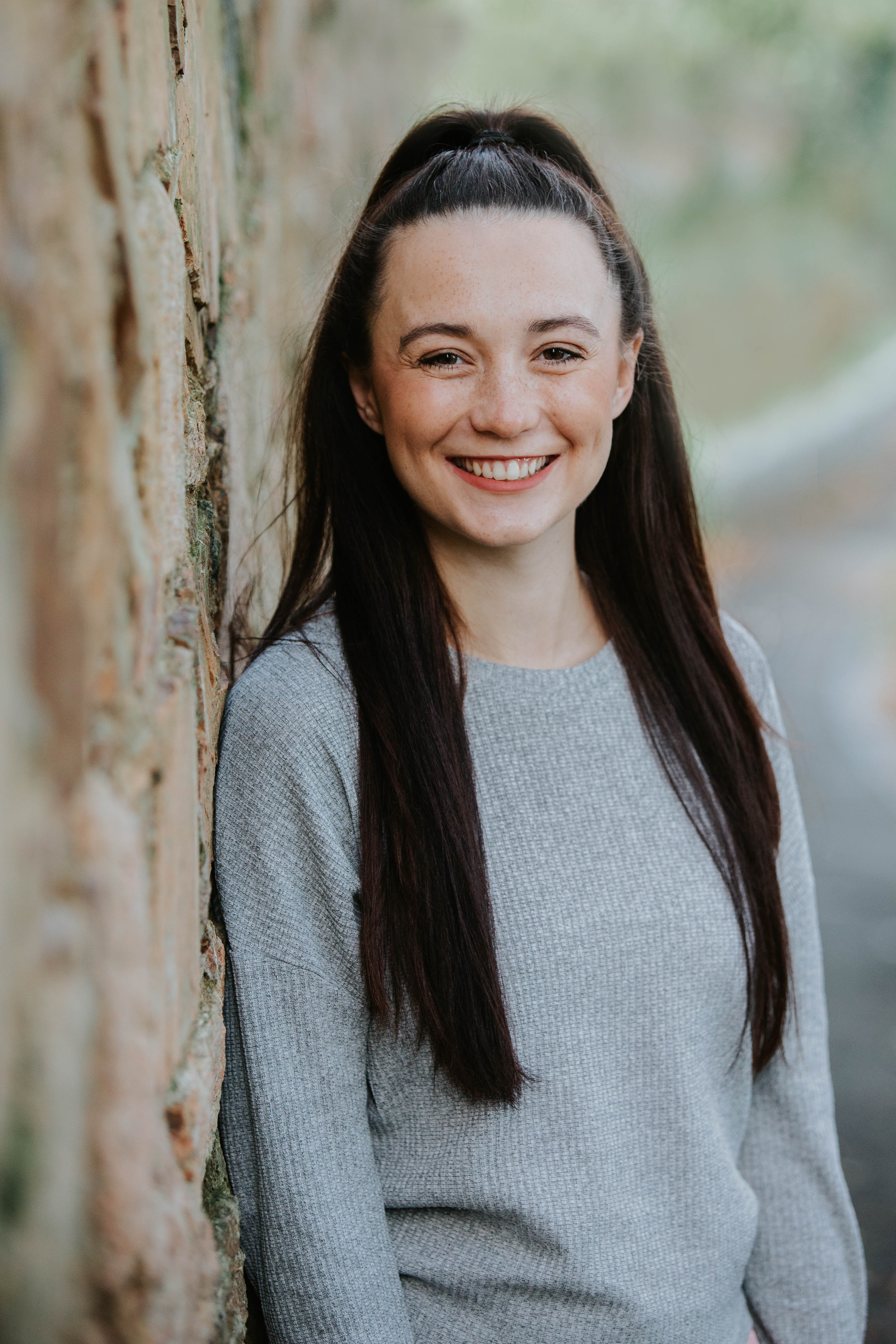 Avril Earl Centre | Meet us